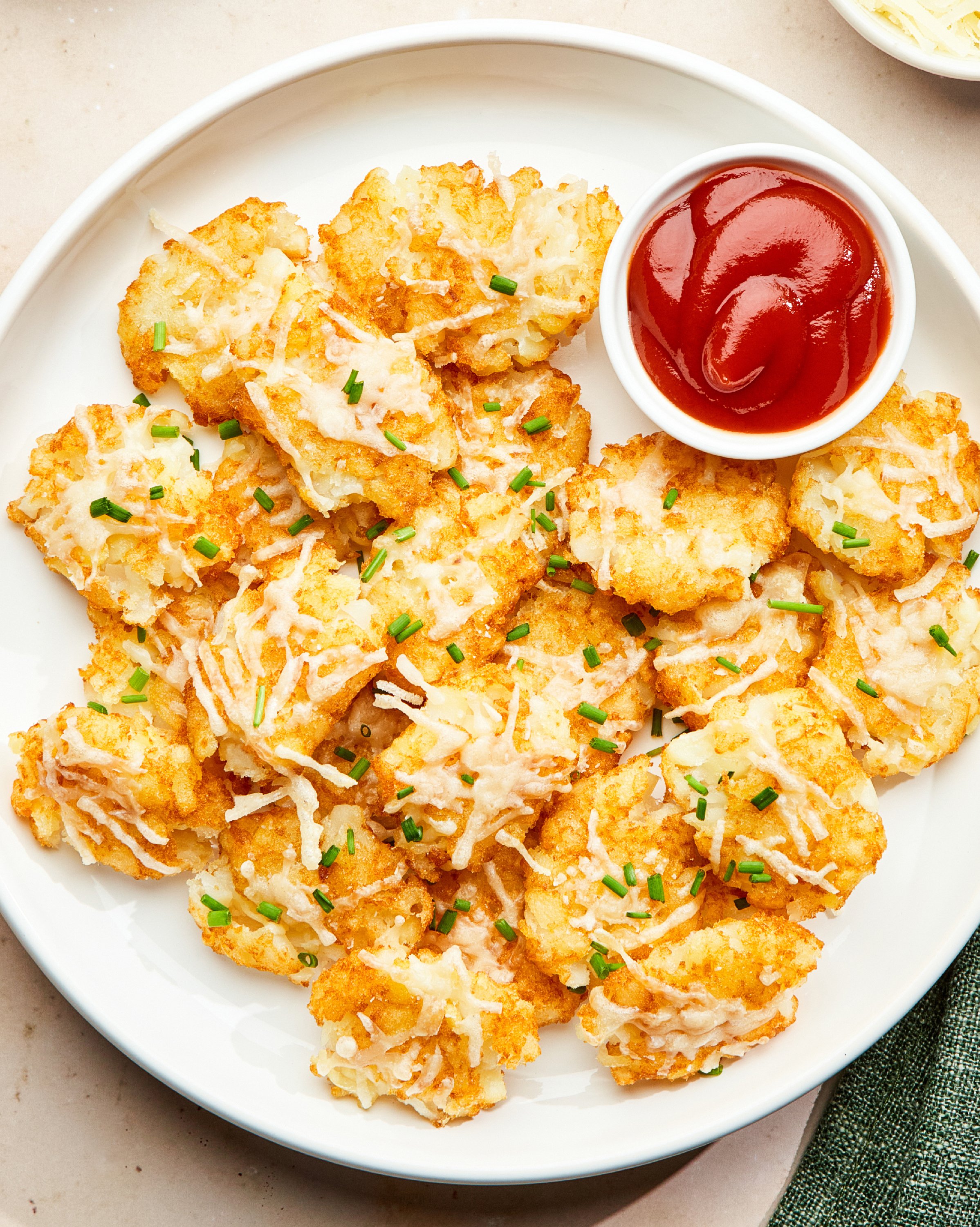 Cheesy Smashed Potato Tots Recipe | Cavendish Farms
